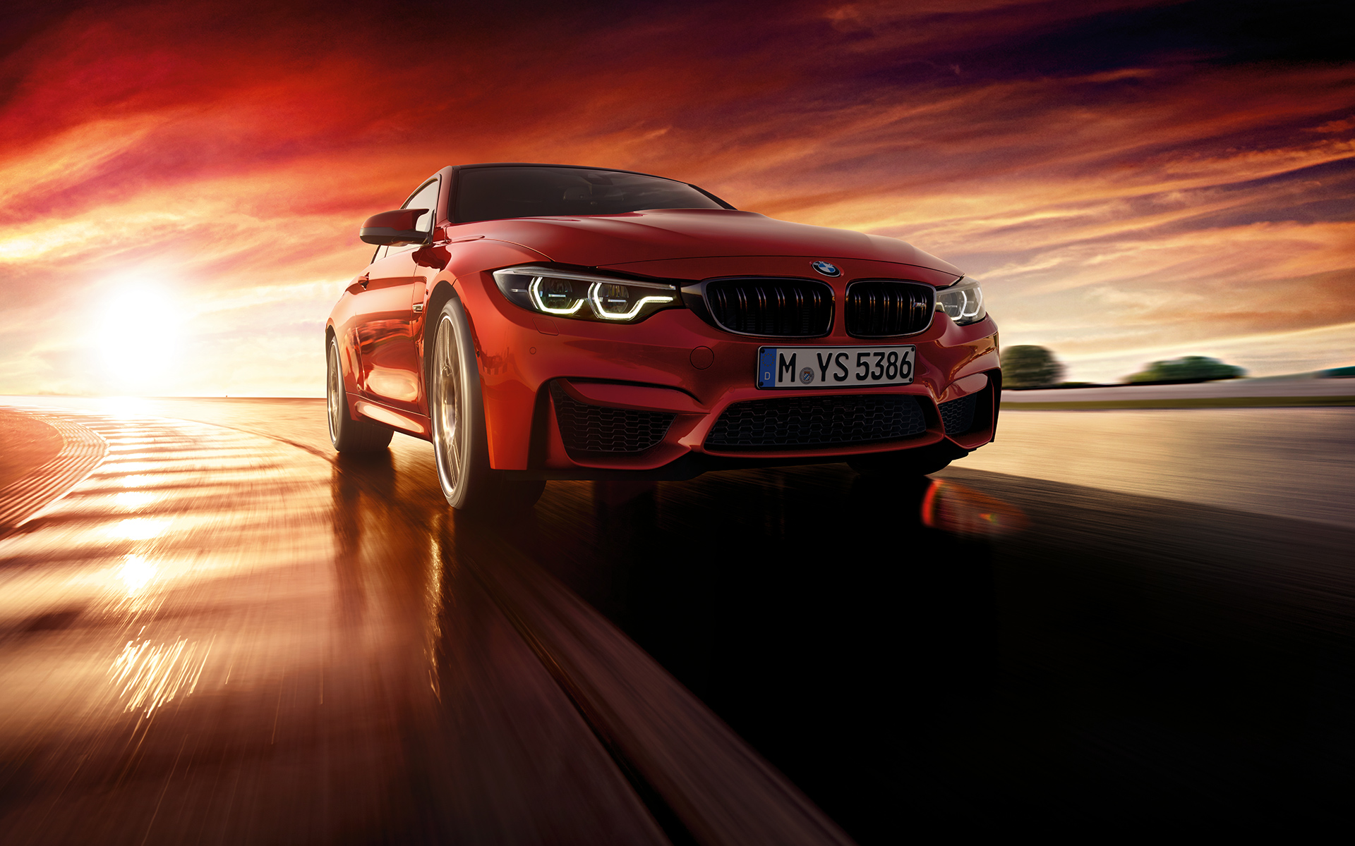 BMW M4 Coupé: imagens e vídeos